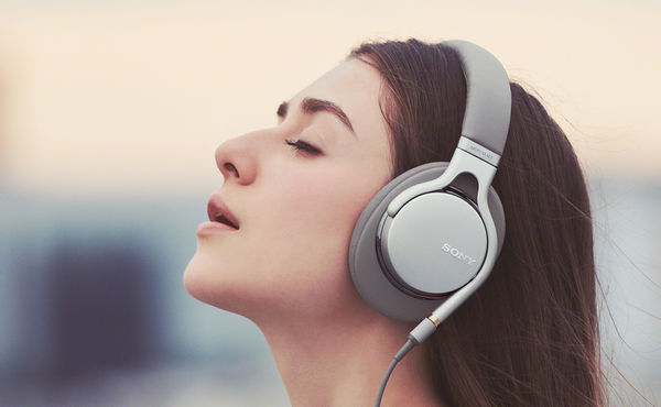 Sony MDR-1AM2 - наушники для Hi-Res Audio